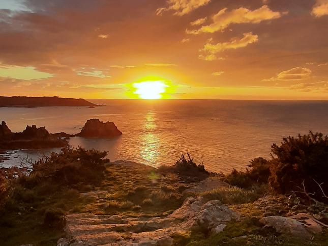 Report - BBC Weather Watchers