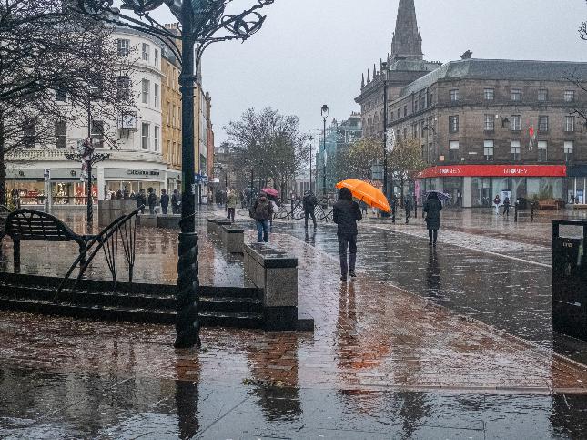 Report - BBC Weather Watchers