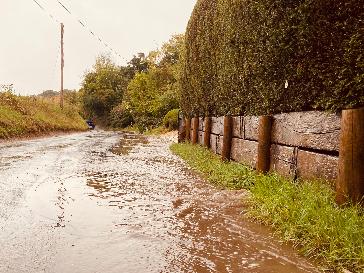 Lower Basildon - BBC Weather